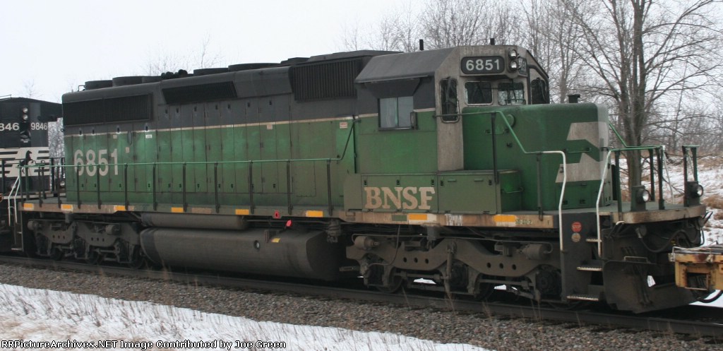 BNSF 6851